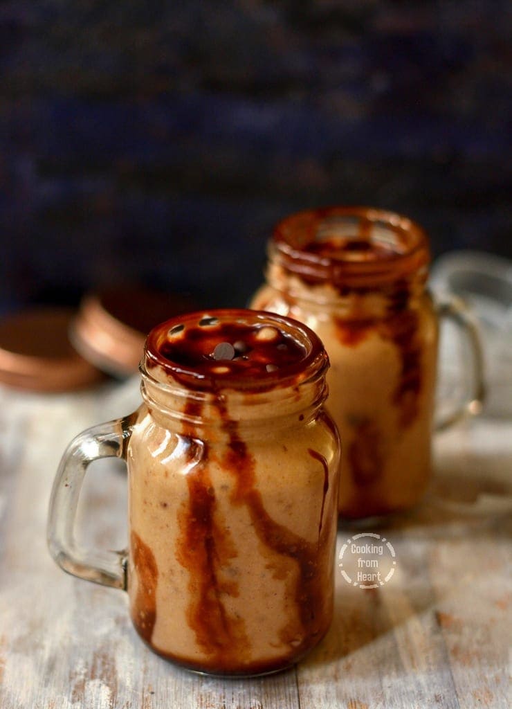 Sharjah Shake | Banana Dates Smoothie - Cooking From Heart