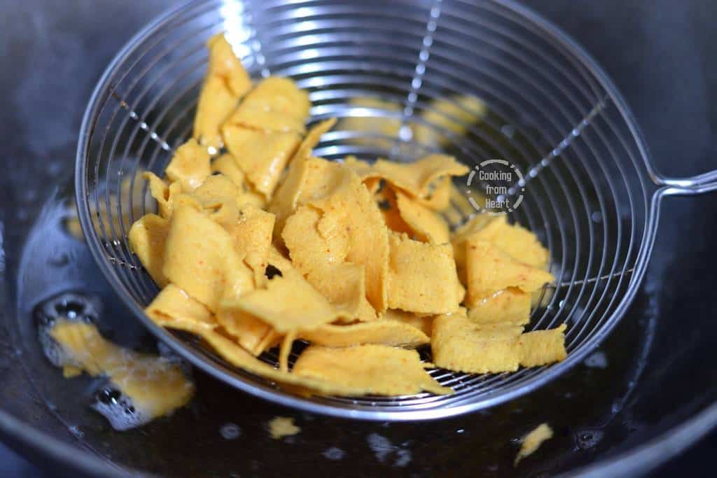 Garlic Seeval | Garlic Ribbon Pakoda | Cooking From Heart